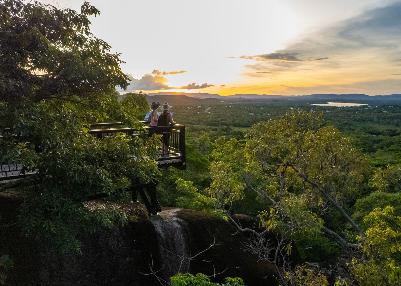 Mount Cook walking track reopened - Cook Shire Council
